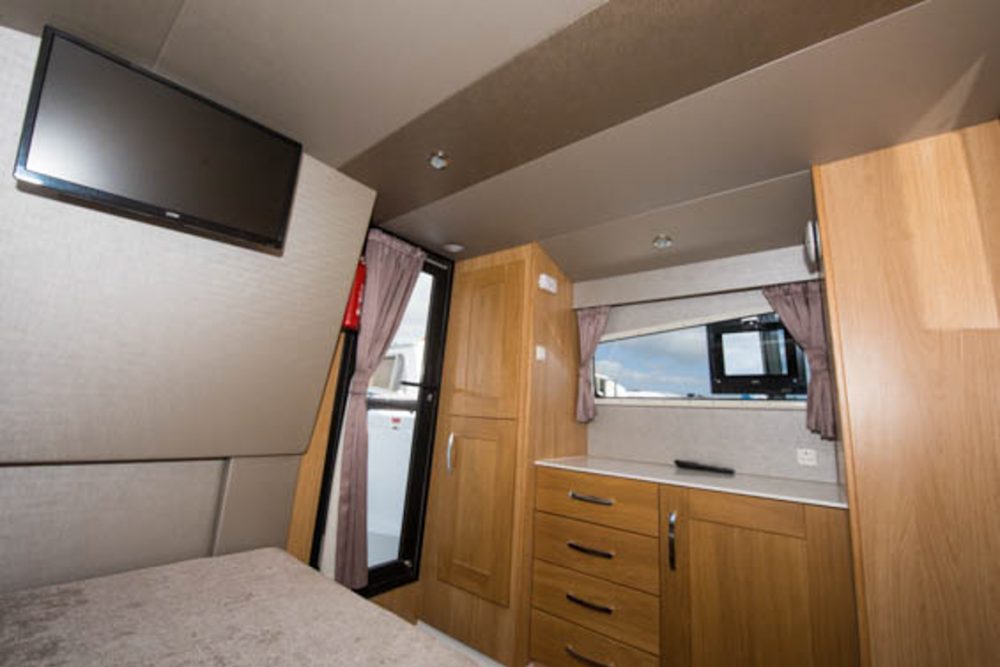 Adventuring Light - Herbert Woods