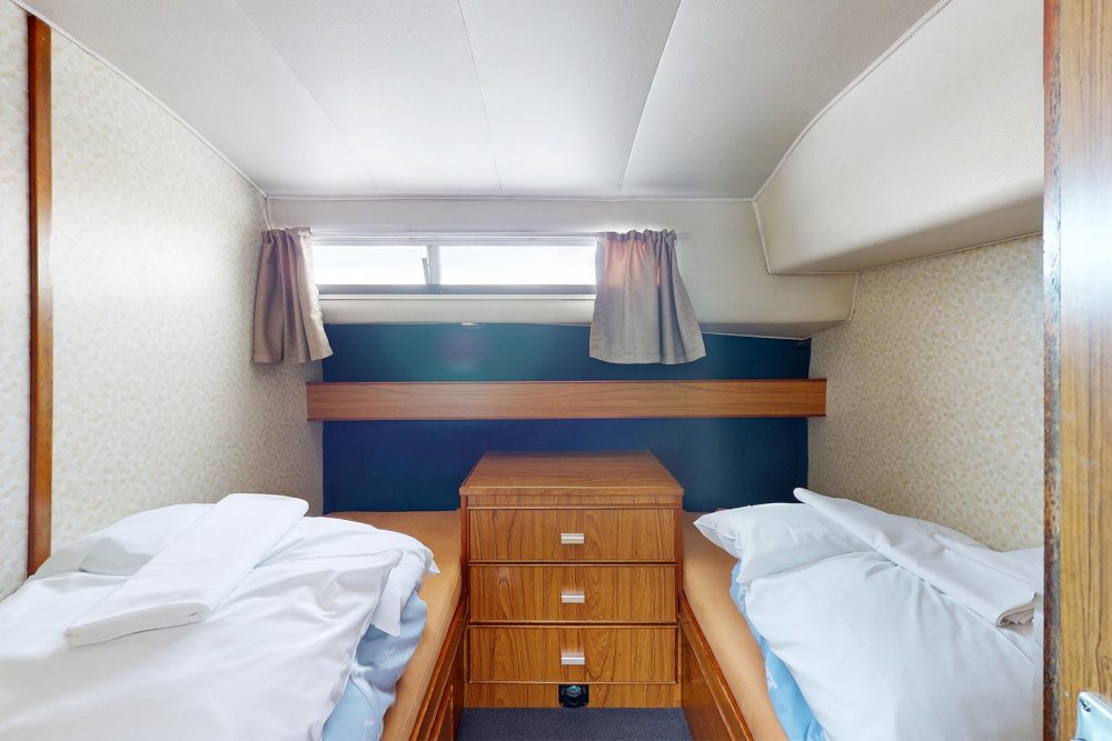 Hire Astral Light | Herbert Woods Boat Rental