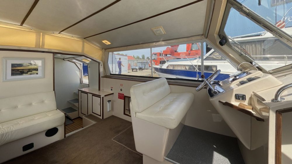 Hire Soaring Light | Herbert Woods Boat Rental