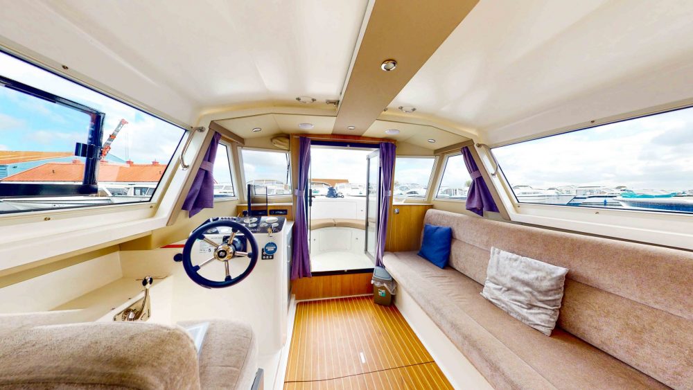 Hire Adventuring Light | Herbert Woods Boat Rental