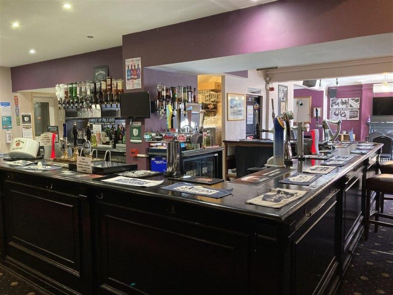 Norwich Pub, Bar & Club Guide: A-Z | Herbert Woods