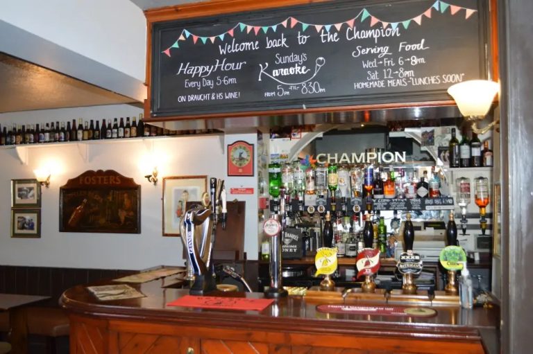 Norwich Pub, Bar & Club Guide: A-Z | Herbert Woods