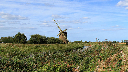 5 Must See Windmills & Windpumps on the Norfolk Broads | Herbert Woods